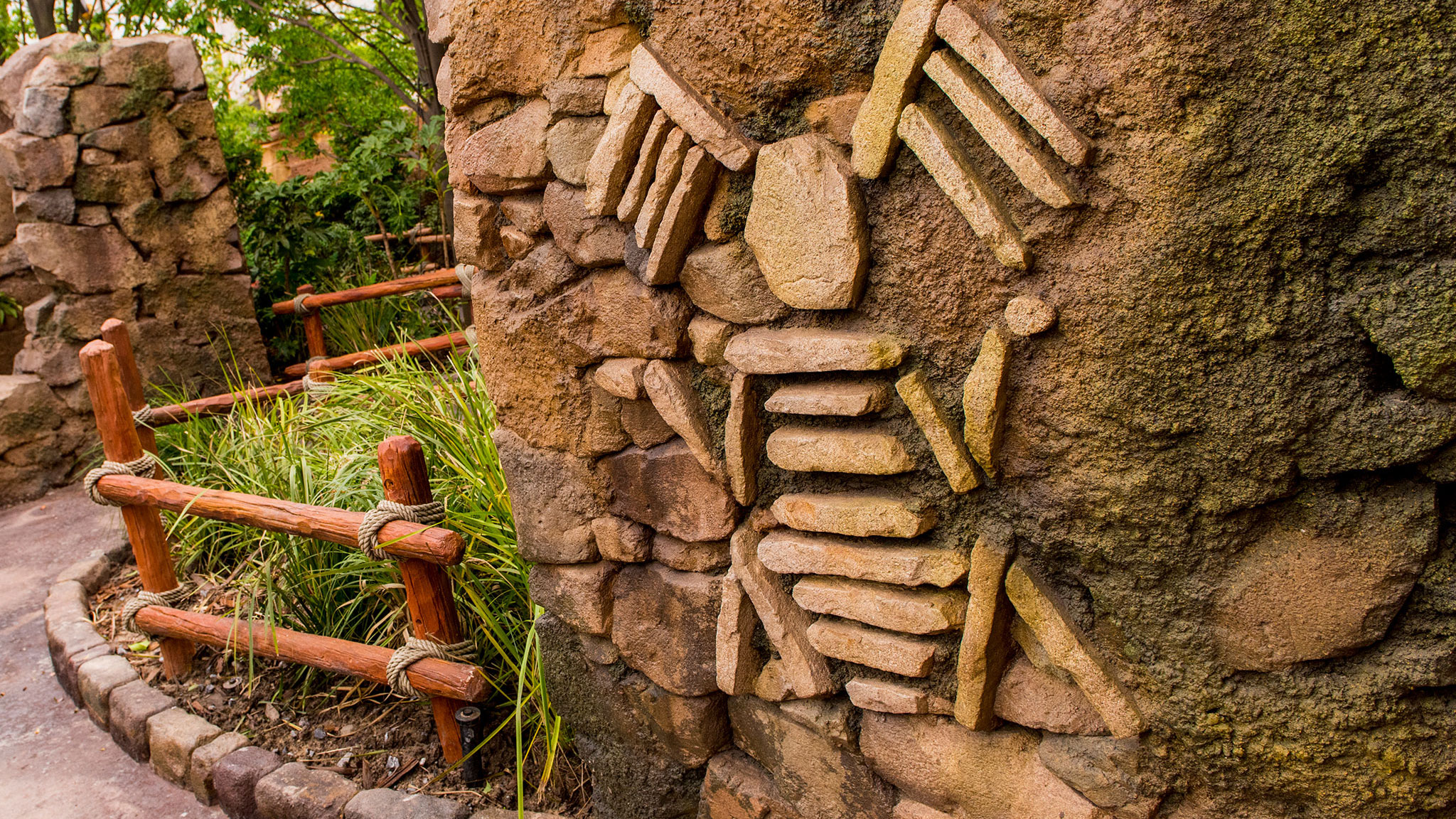 Vista Trail at Camp Discovery | Attractions | Shanghai Disney Resort